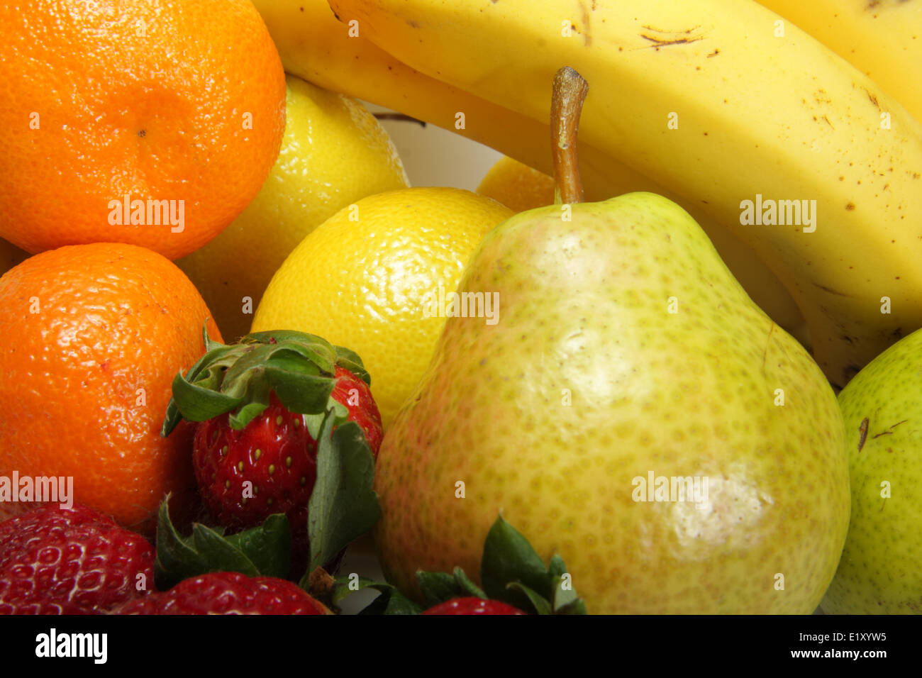 Fruits in bulk Stock Photo - Alamy