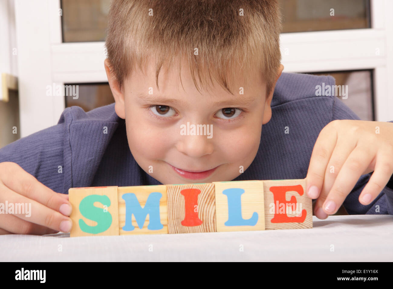 Smile sign hi-res stock photography and images - Alamy
