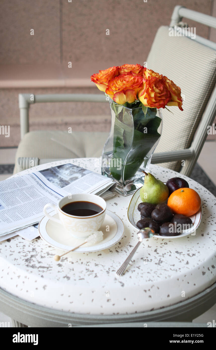 Morning newspaper and breakfast Stock Photo - Alamy