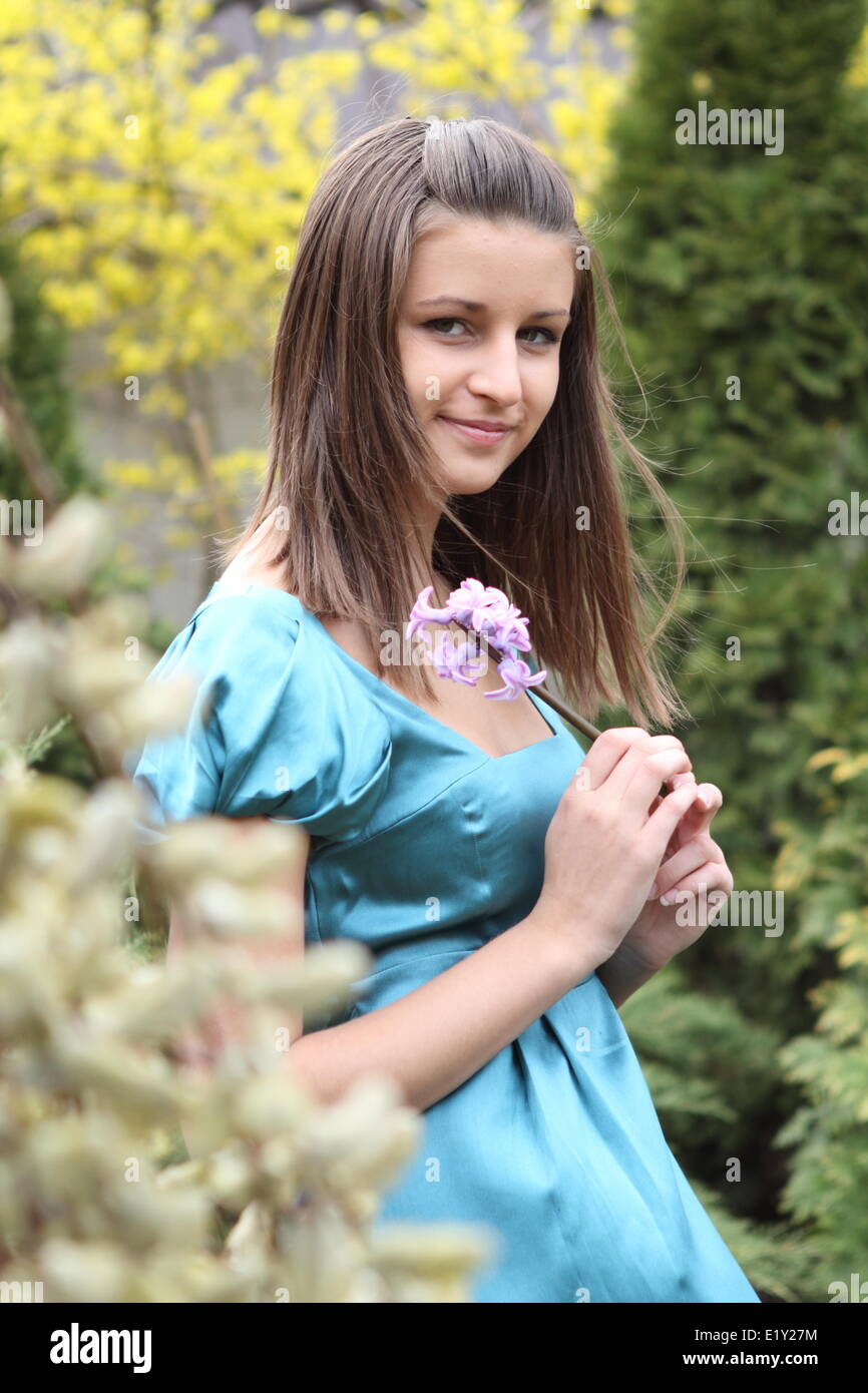Young girl in the springtime Stock Photo - Alamy