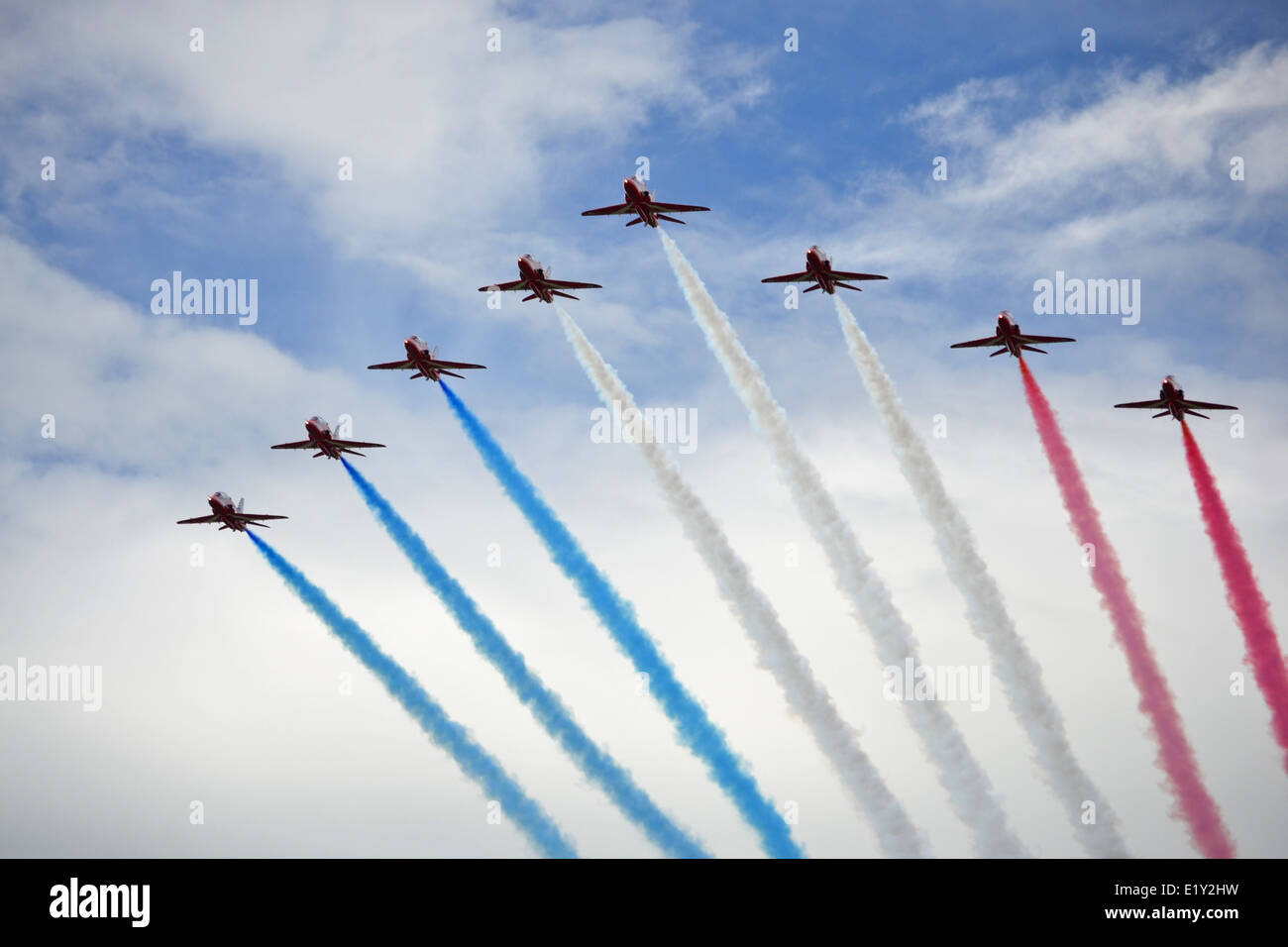 Celebration arrows hi-res stock photography and images - Alamy