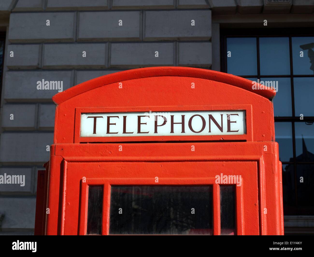 London telephone box Stock Photo - Alamy