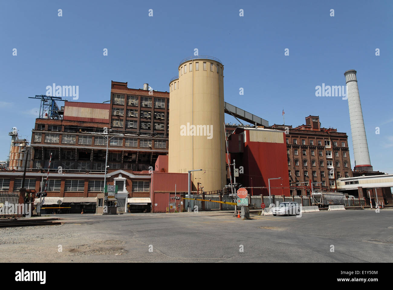 Sugar refinery plant hi-res stock photography and images - Alamy