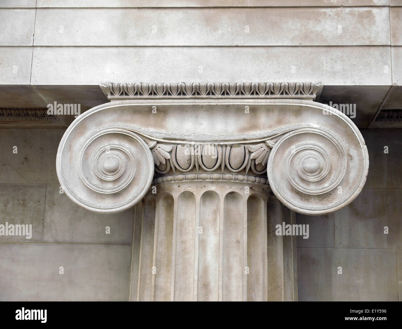 Doric capital hi-res stock photography and images - Alamy
