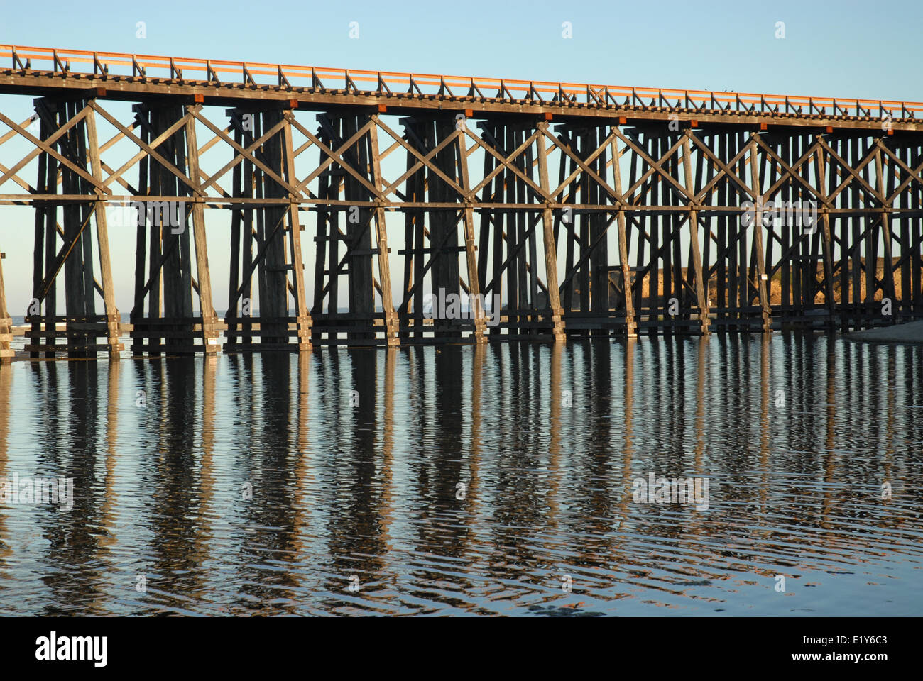 Trestle structure hi-res stock photography and images - Alamy