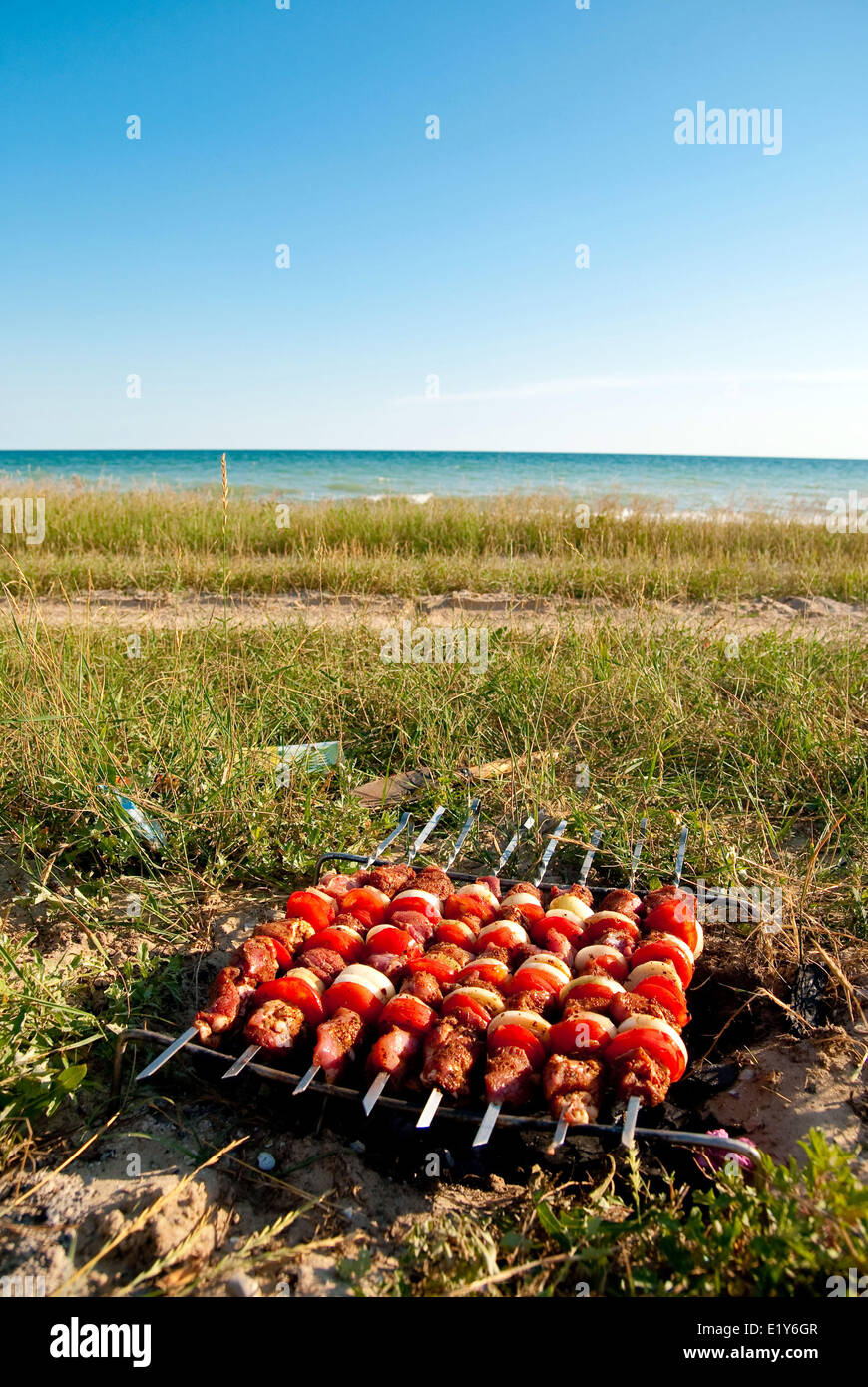 Cooking near sea Stock Photo - Alamy