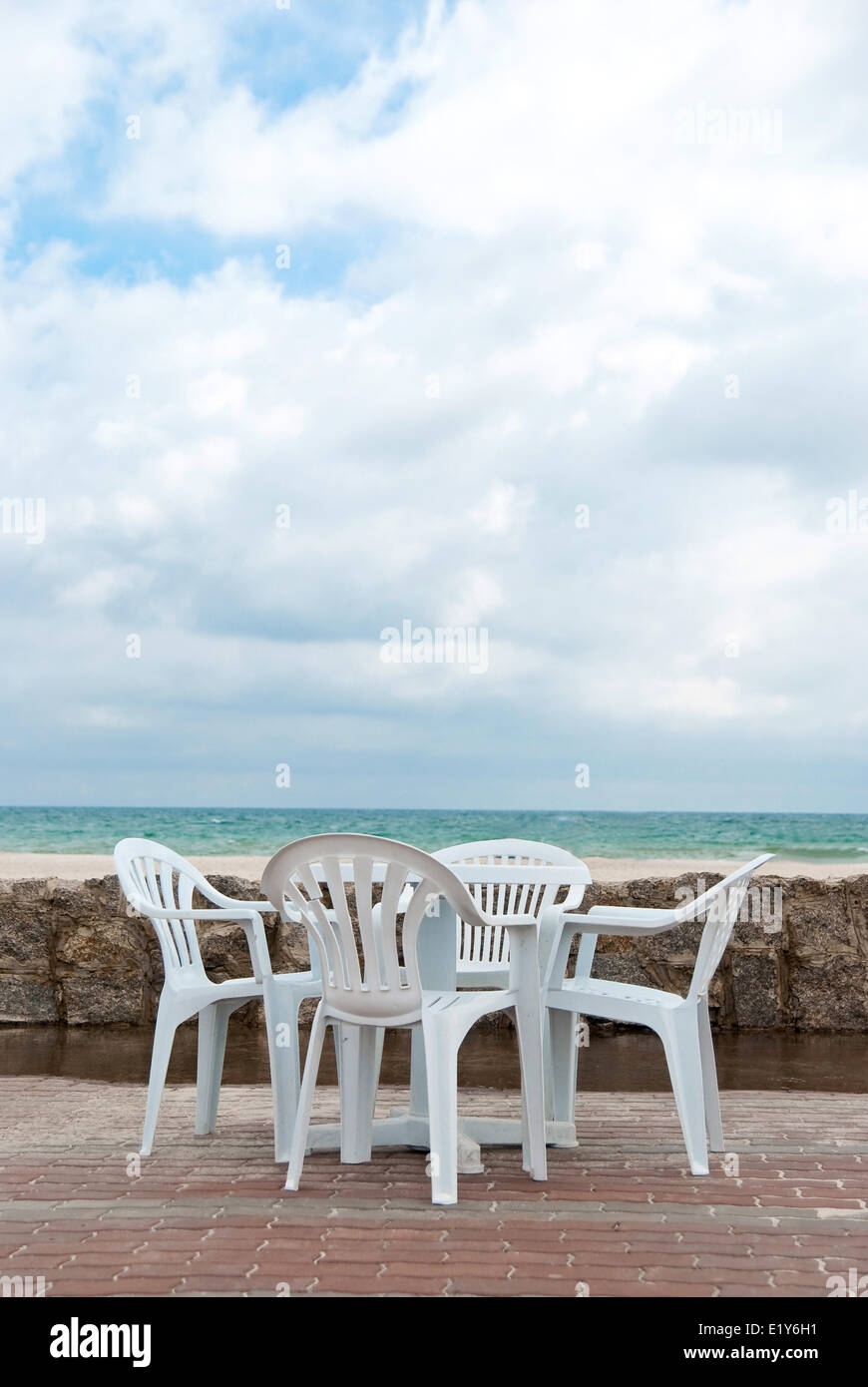 Table with sea hi-res stock photography and images - Alamy