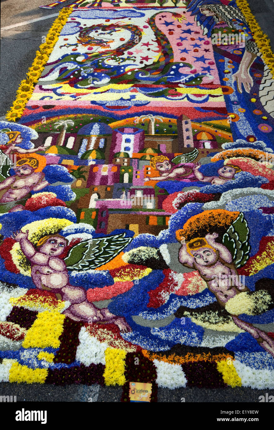 Infiorata in Spello, Umbria, Italy - artwork made from people with ...