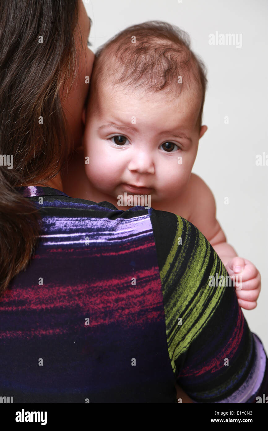 Mum parenting hi-res stock photography and images - Alamy