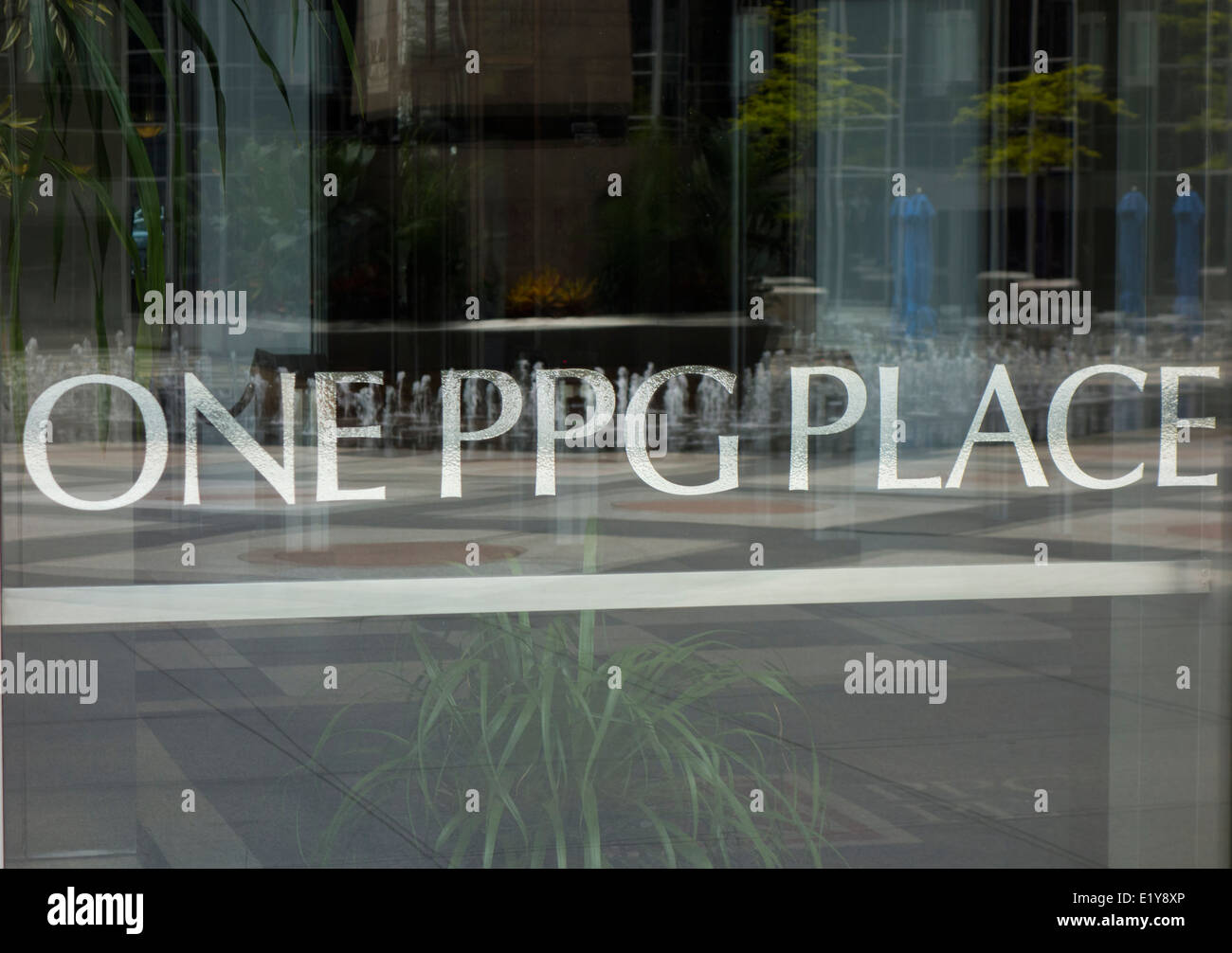 Ppg place in downtown pittsburgh hi-res stock photography and images ...