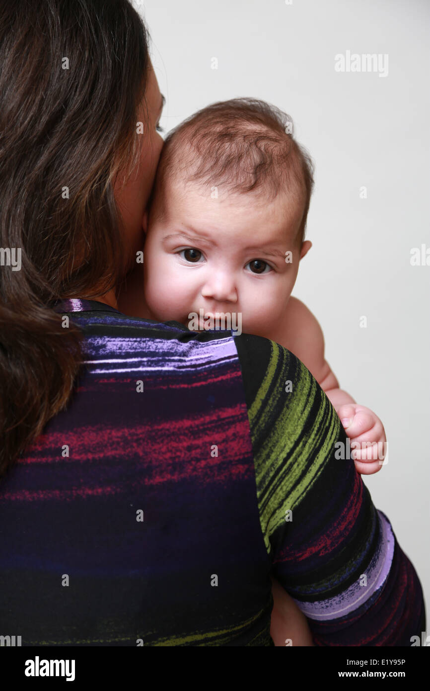 Mum parenting hi-res stock photography and images - Alamy