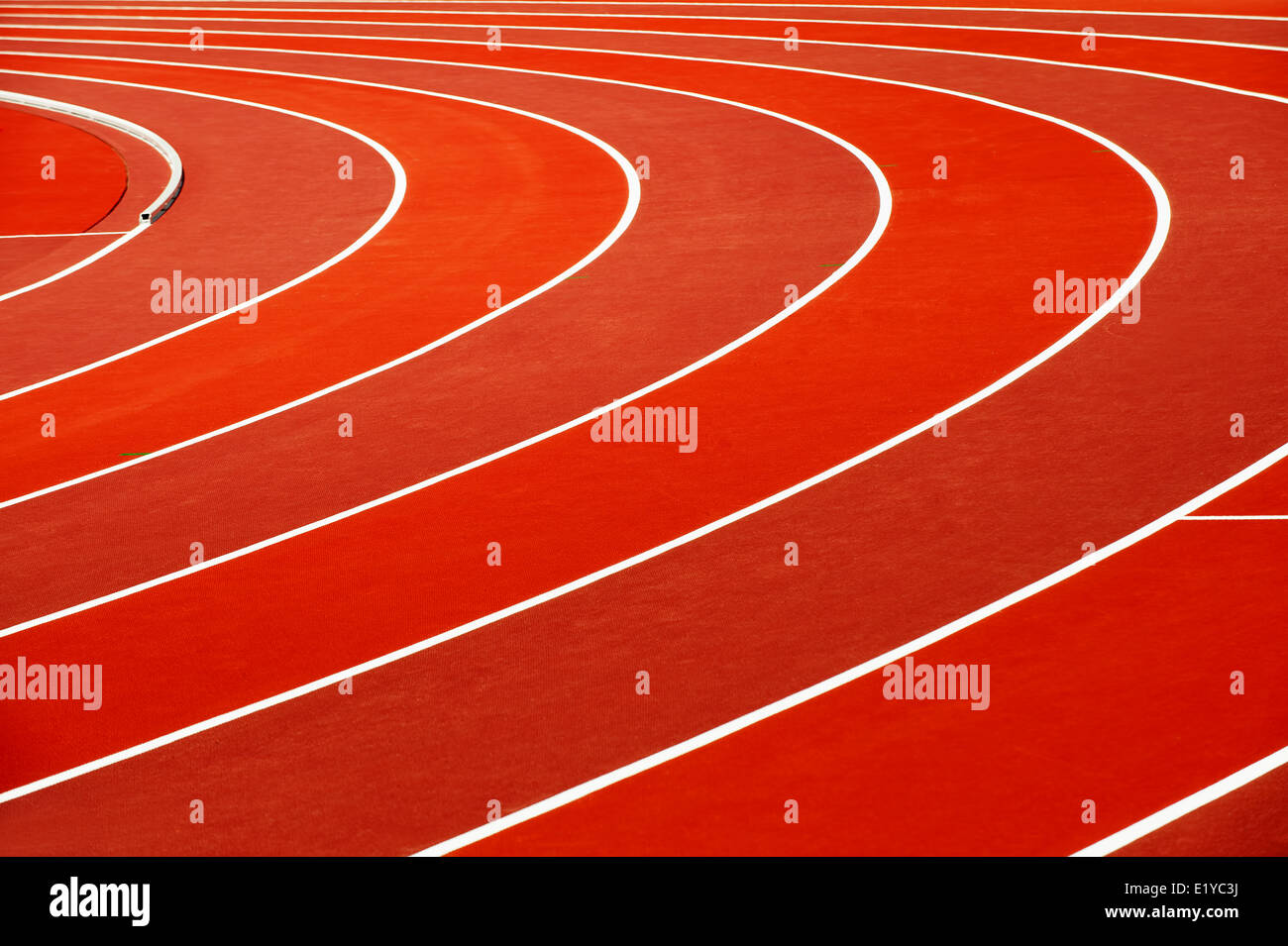 Track background running hi-res stock photography and images - Alamy