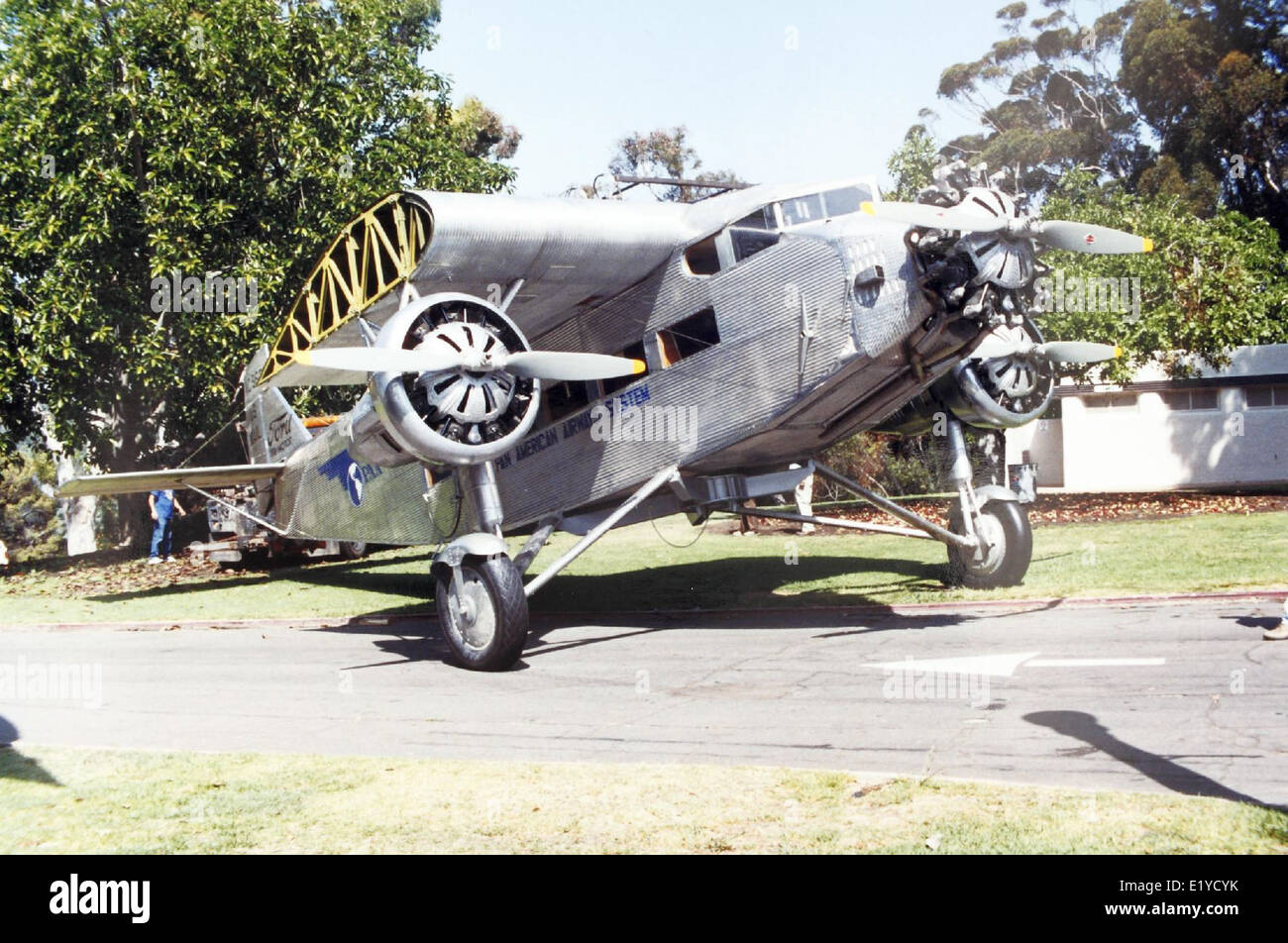 The Ford 5-AT Trimotor was an American transport aircraft developed in ...