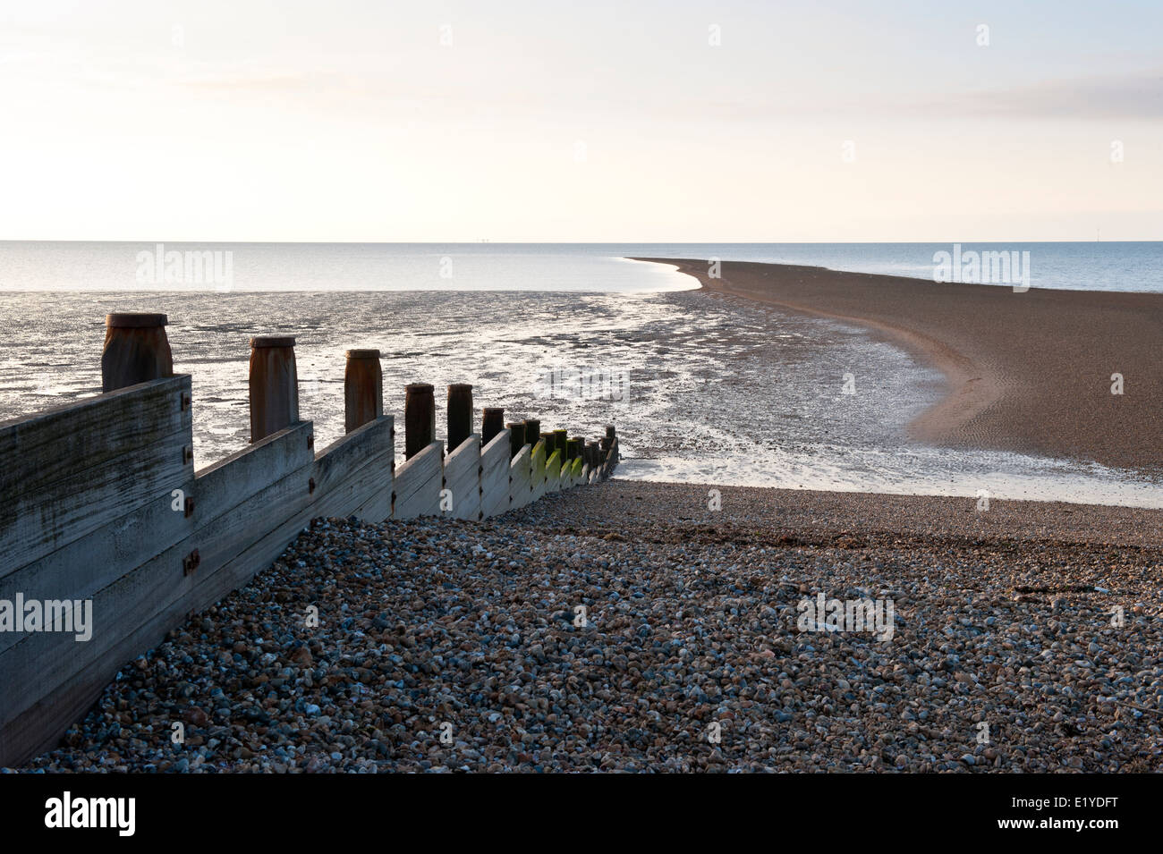 Whitstable, pier, huts, beach, sea, jetty, seaside, coast England ...