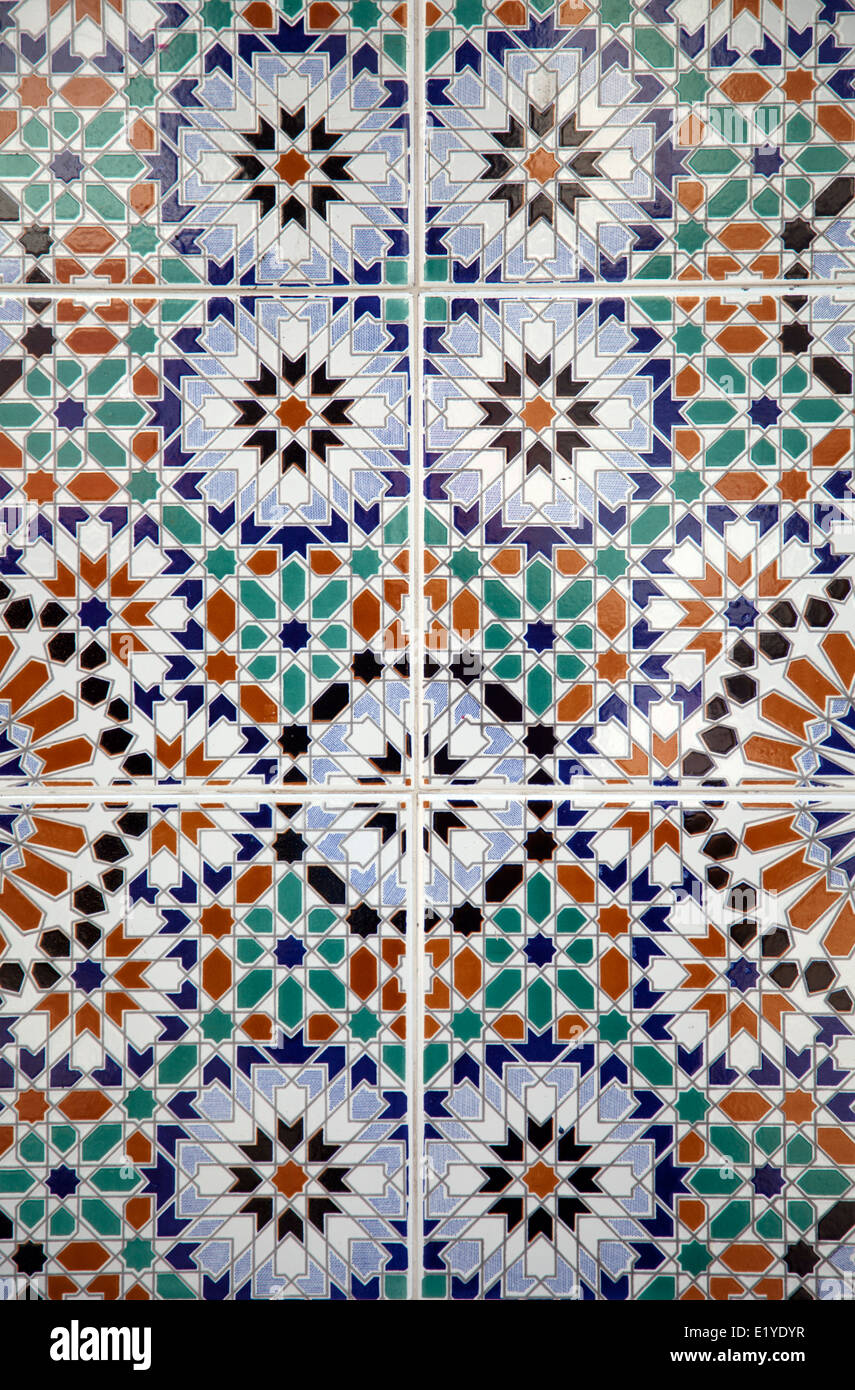 Arabic wall tiles hi-res stock photography and images - Alamy
