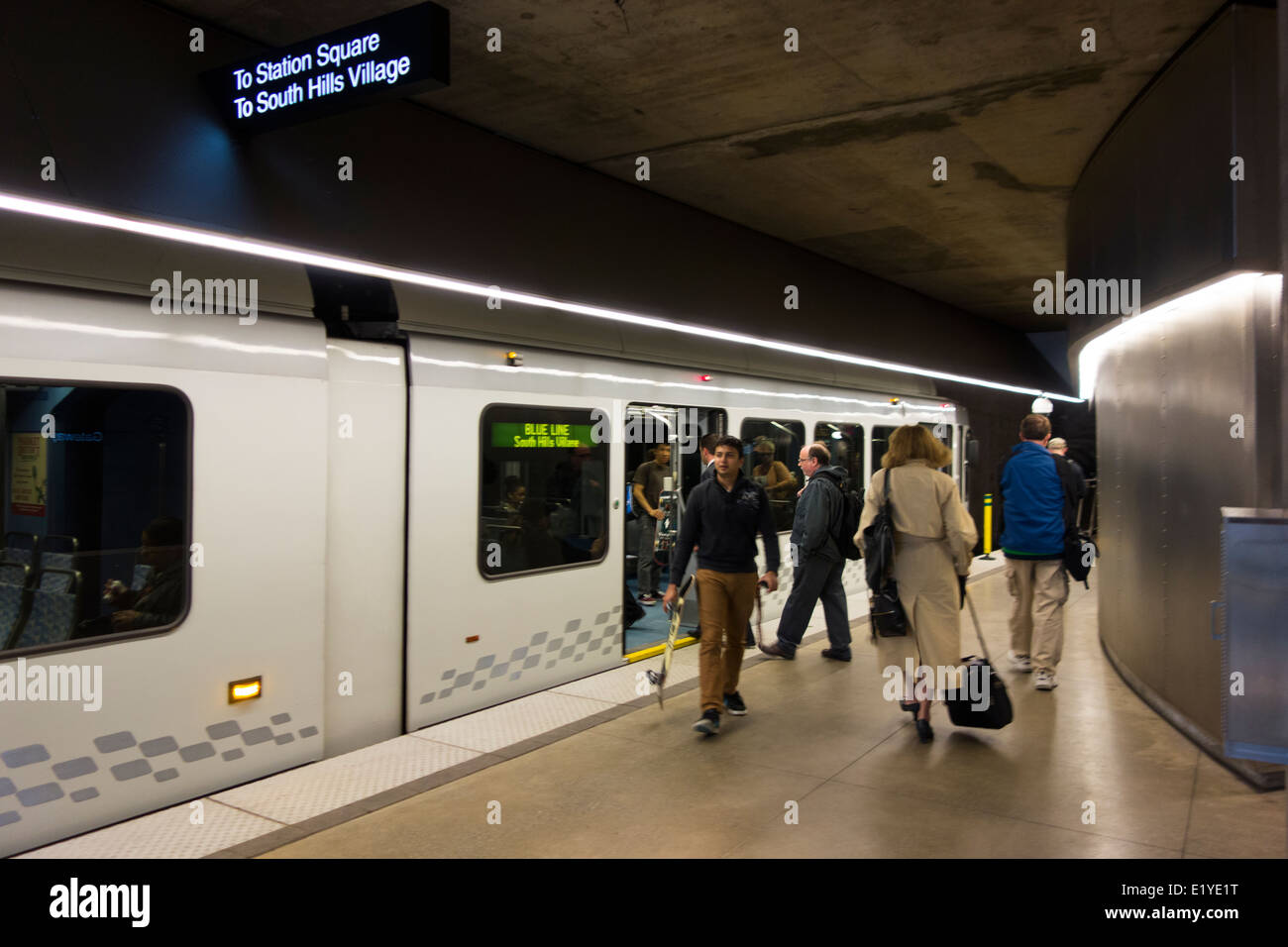 train station in Pittsburgh PA Stock Photo - Alamy