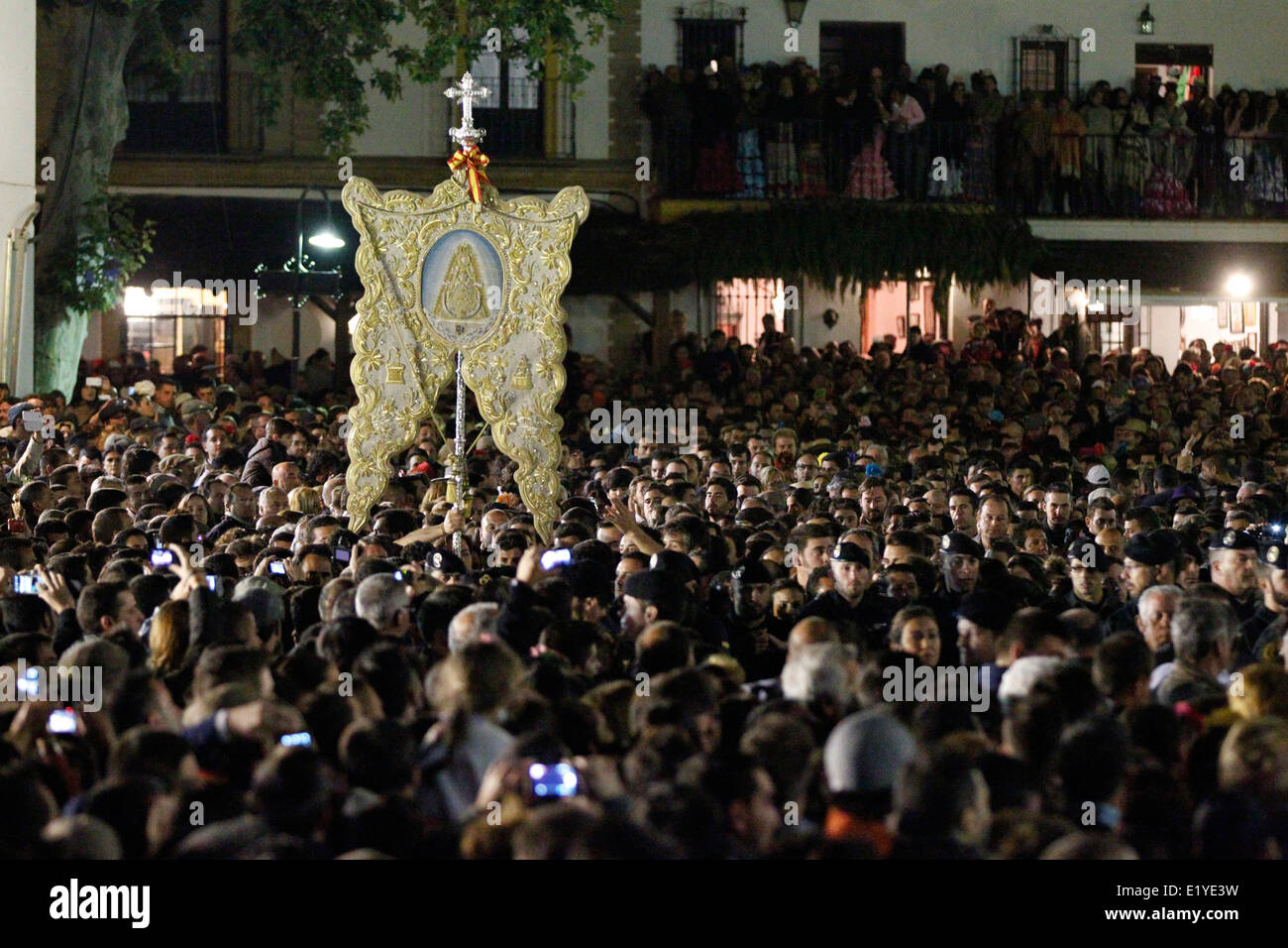 The Almonte Rosary ceremony with confraternities from Andalusia ...