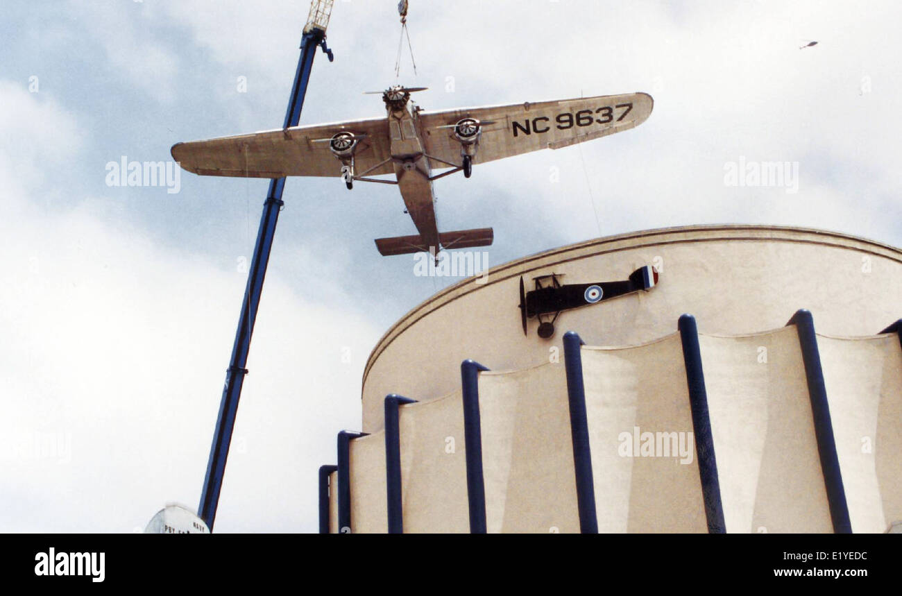 The Ford 5-AT Trimotor was a pioneering aircraft used in the 1920s and ...