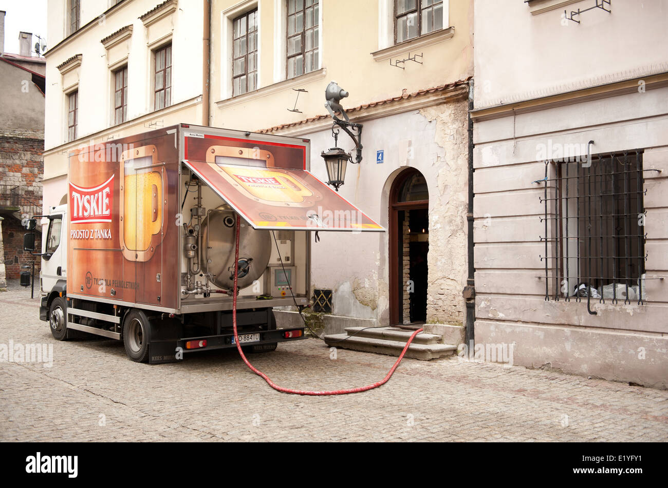 Beer truck hi-res stock photography and images - Alamy