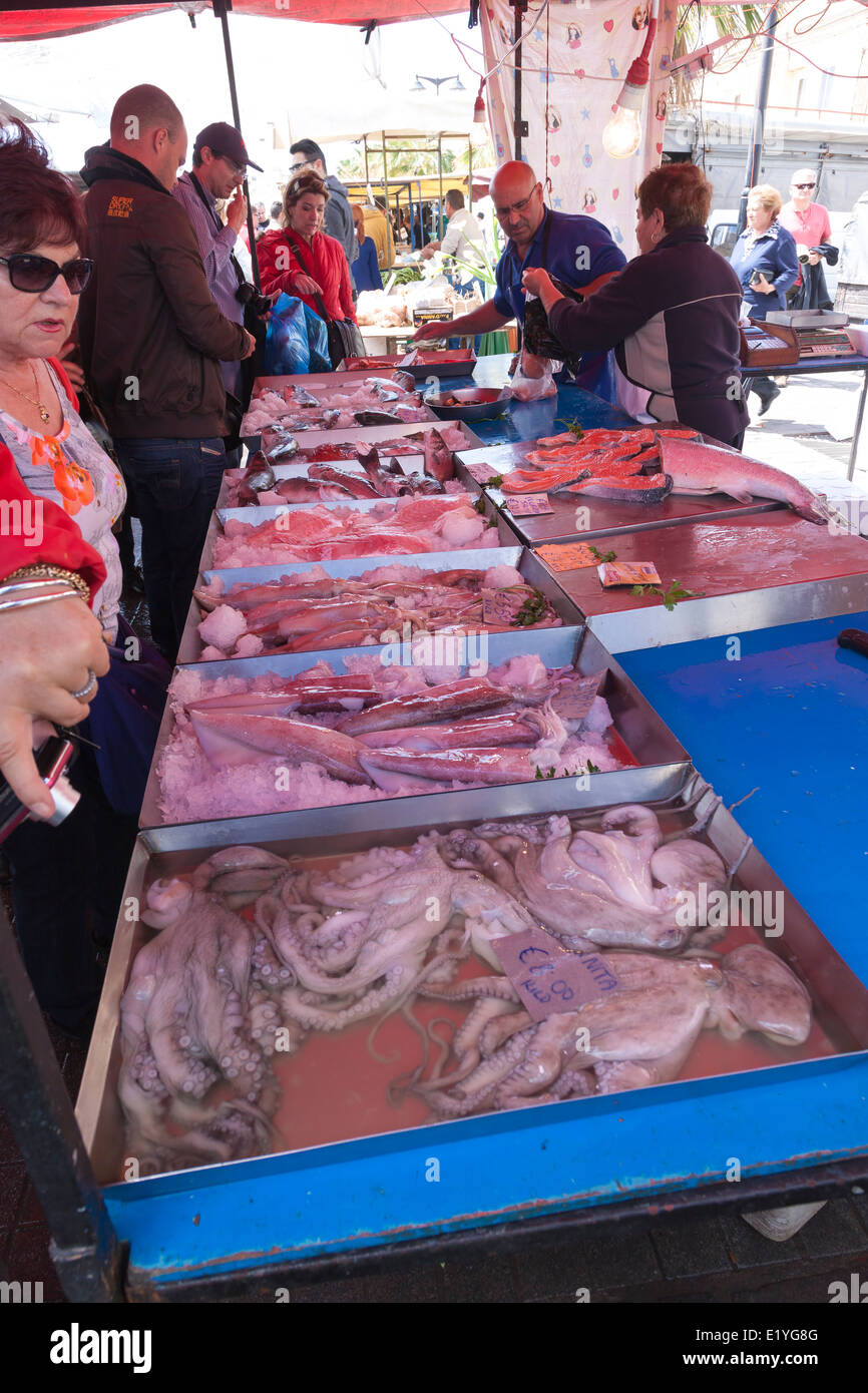 Marsaxlokk fish market hi-res stock photography and images - Alamy