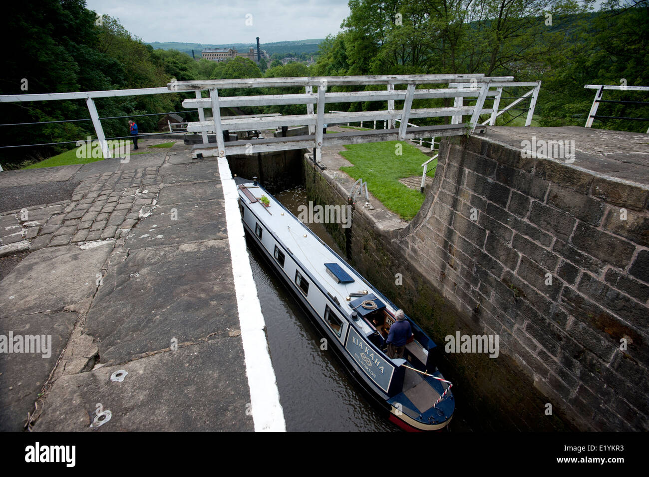 Bingley 5 Lock Rise High Resolution Stock Photography and Images - Alamy