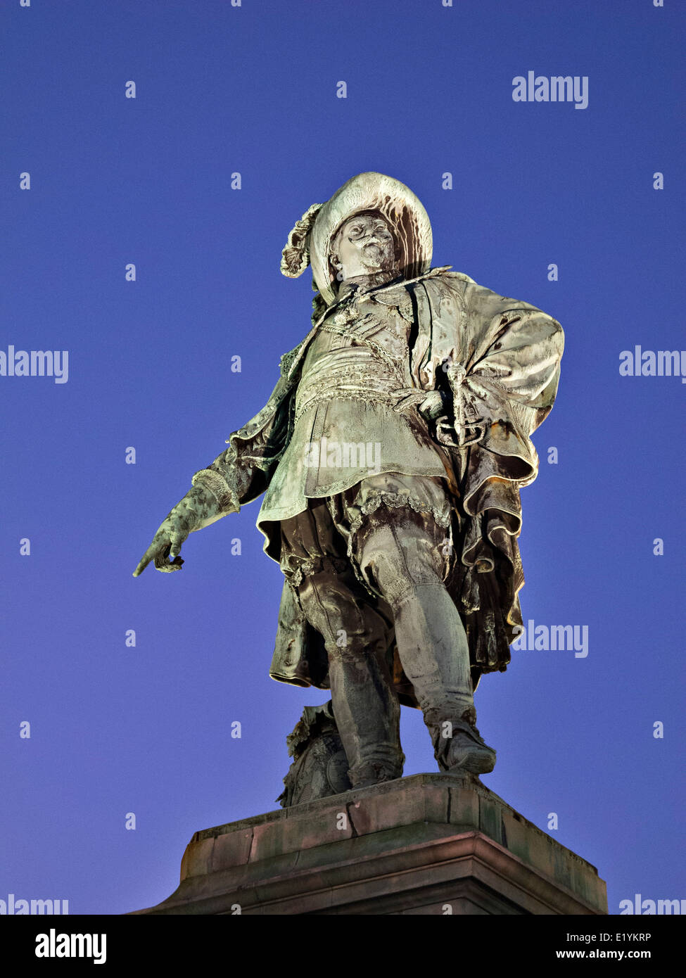 Karl xii statue hi-res stock photography and images - Alamy