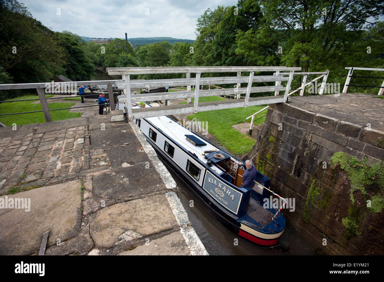 Bingley 5 Lock Rise High Resolution Stock Photography and Images - Alamy