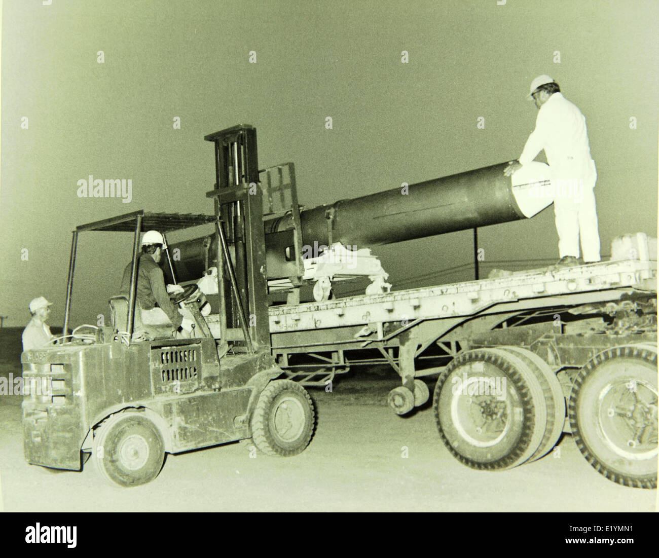 Tomahawk missile submarine hi-res stock photography and images - Alamy