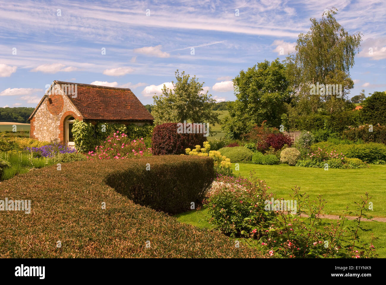 Countryside foliage trees shrubs hi-res stock photography and images ...