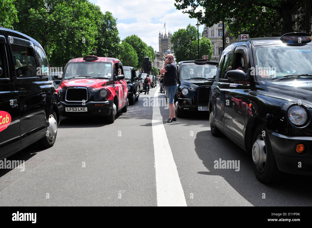 Black cab drivers bring traffic to a standstill, Whitehall, London ...