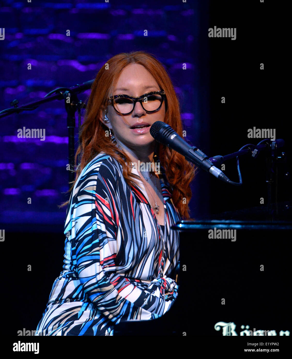 Singer tori amos hi-res stock photography and images - Alamy