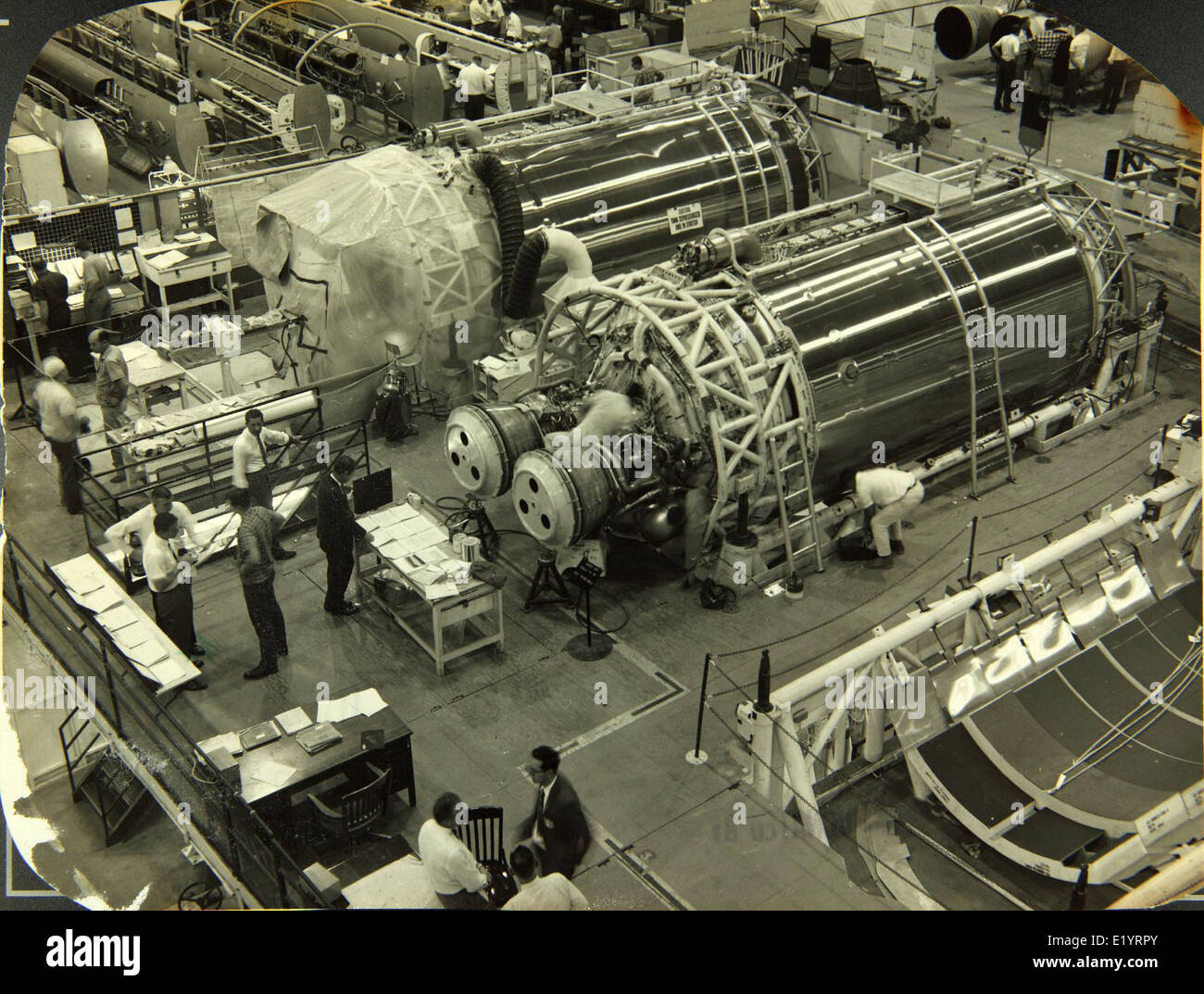The Convair/General Dynamics Kearny Mesa plant, operational from 1955 ...