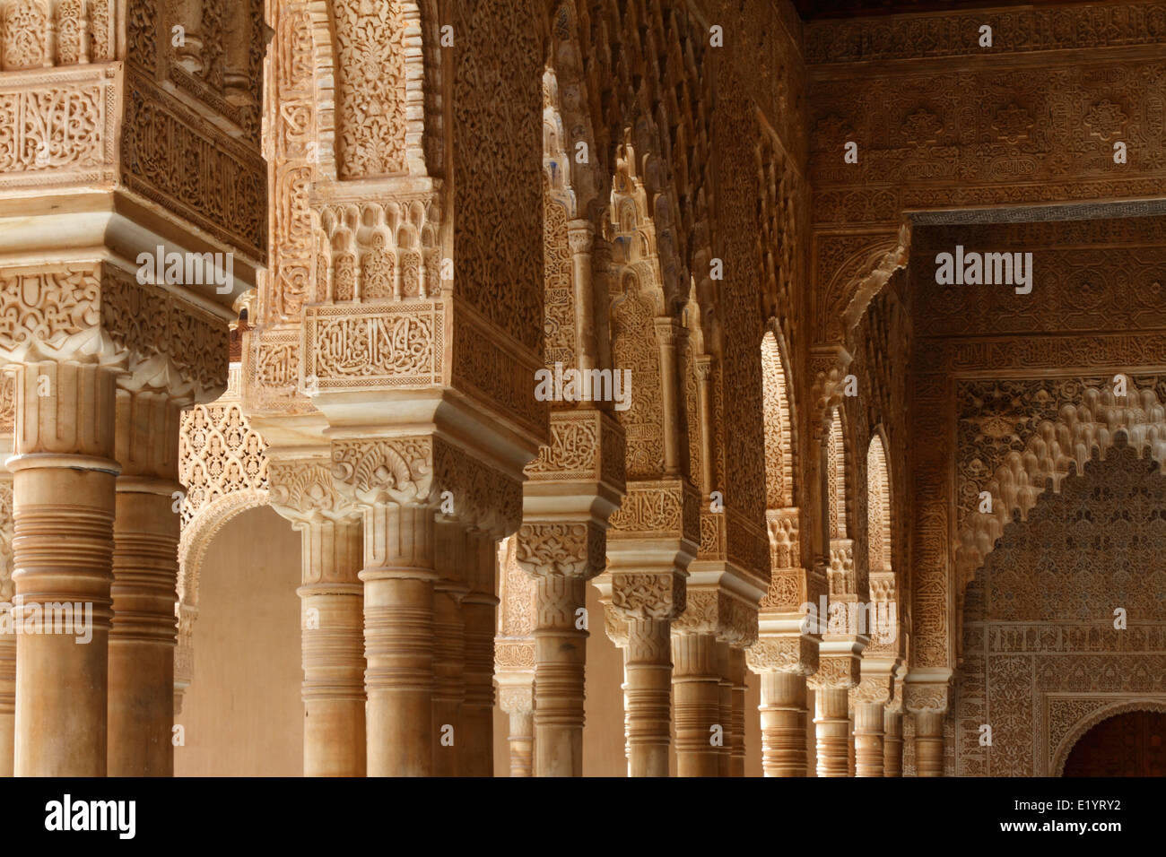 Nasrid art hi-res stock photography and images - Alamy