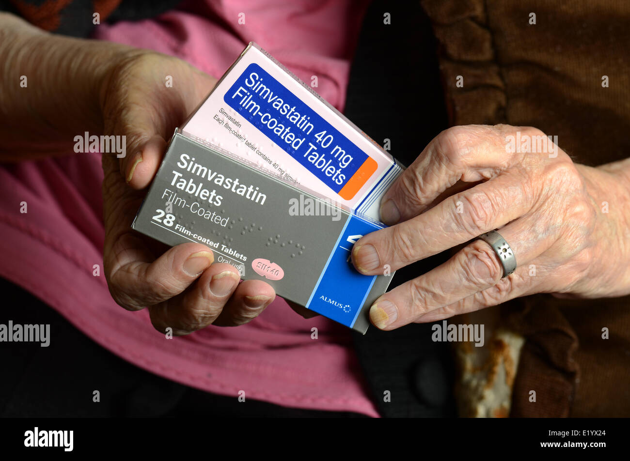 Statins, statin drug, elderly lady uses a statin, Simvastatin Stock ...