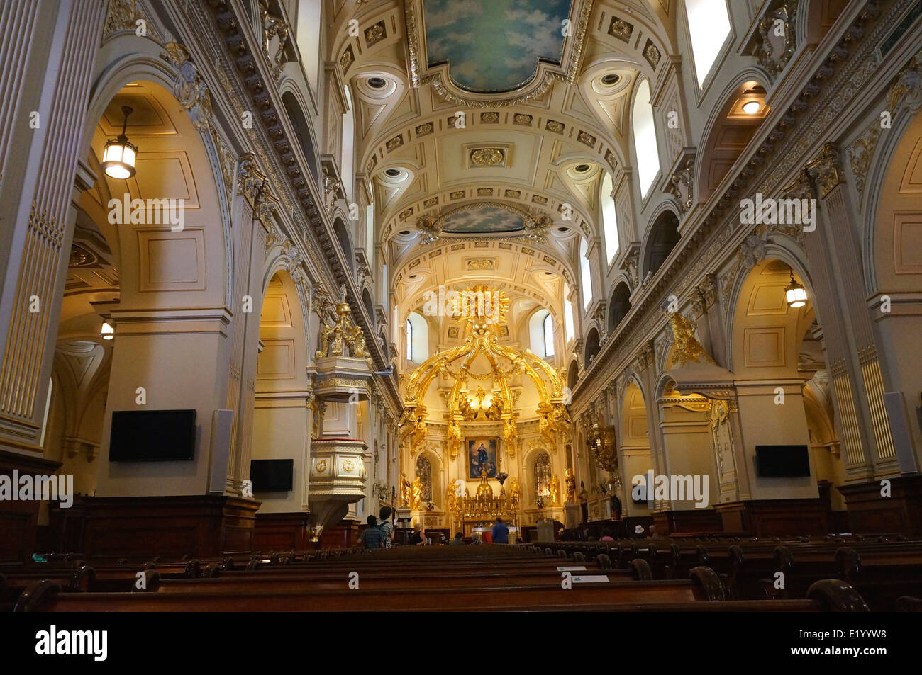 Quebec City Canada- Old Church Interior, Notre-Dame des Victoires ...