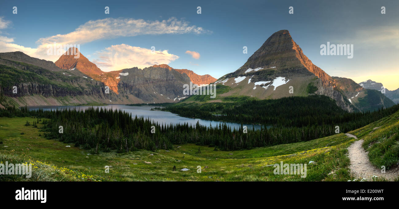 Trail to Hidden Lake in Glacier National Park Montana Stock Photo - Alamy