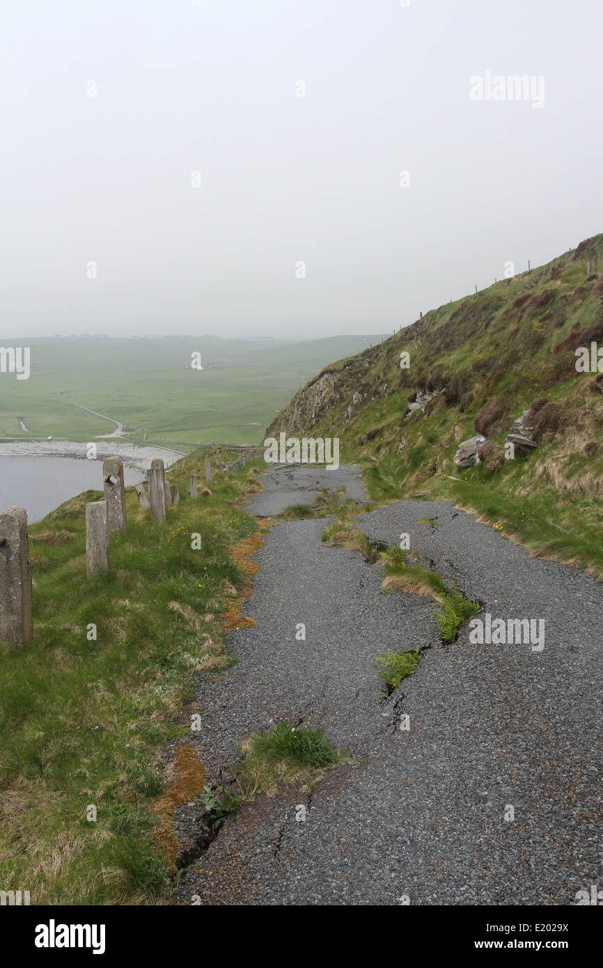 Road subsidence hi-res stock photography and images - Alamy