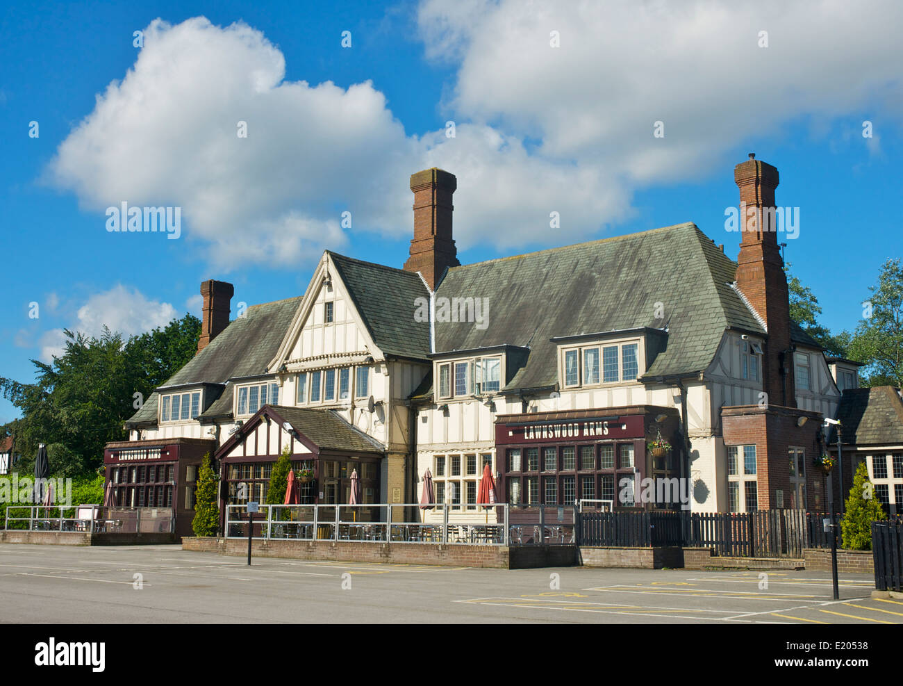 The Lawnswood Arms, Lawnswood, Leeds, West Yorkshire, England UK Stock ...