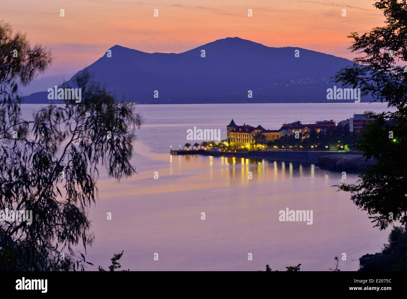 Edipsos hi-res stock photography and images - Alamy