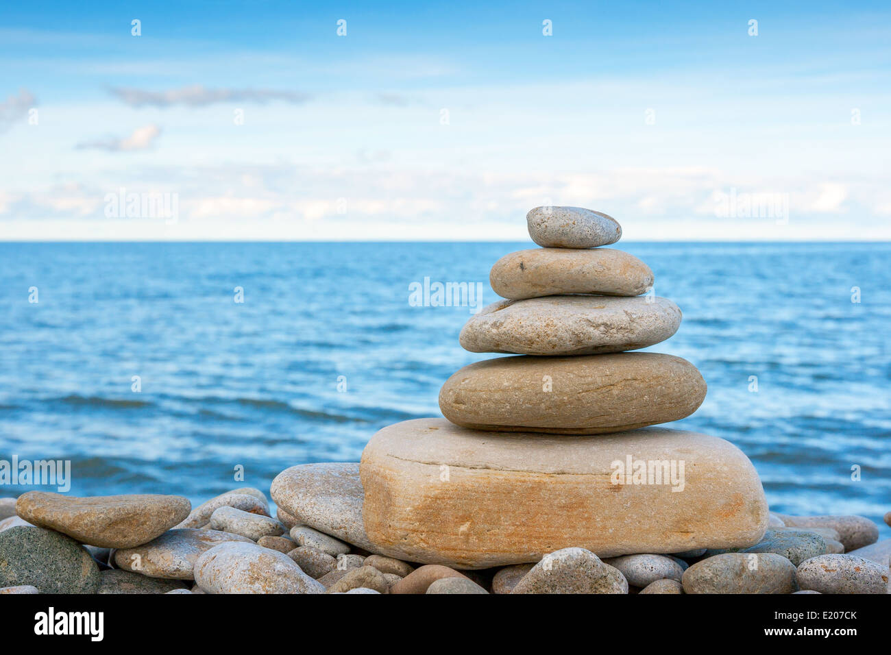 Limestone pebble hi-res stock photography and images - Alamy