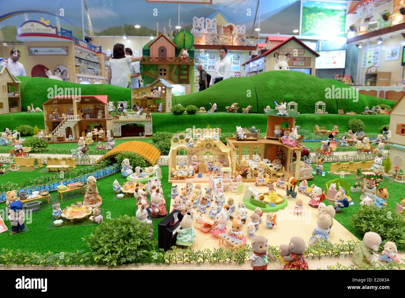 International tokyo toy show hi-res stock photography and images - Alamy