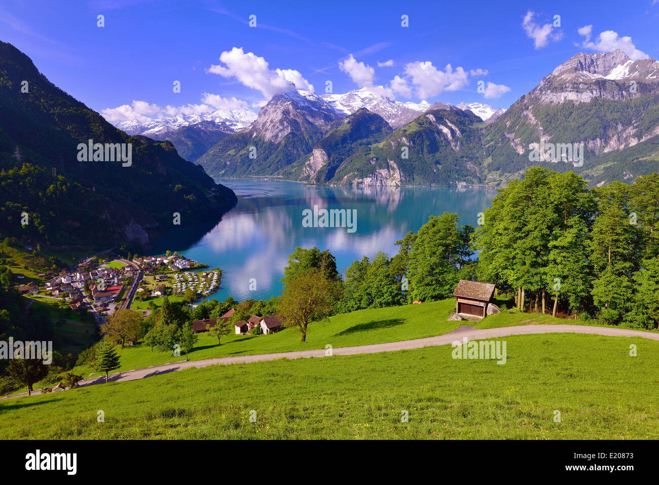 Views of Sisikon and Urnersee lake, part of Lake Lucerne, Swiss Path ...