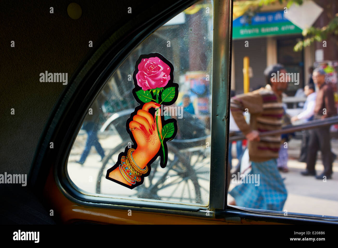 Auto rickshaw kolkata hi-res stock photography and images - Alamy