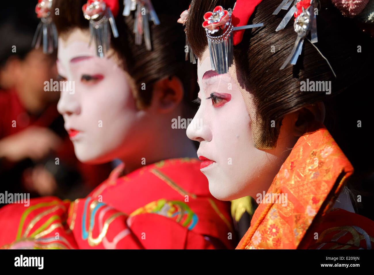 Edo Yoshiwara Oiran Dochu Parade, Ichiyo Sakura Matsuri Stock Photo - Alamy