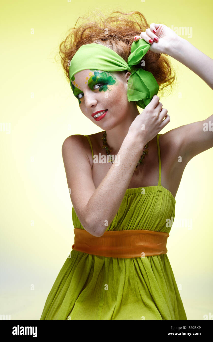 Saint patrick girl hi-res stock photography and images - Alamy