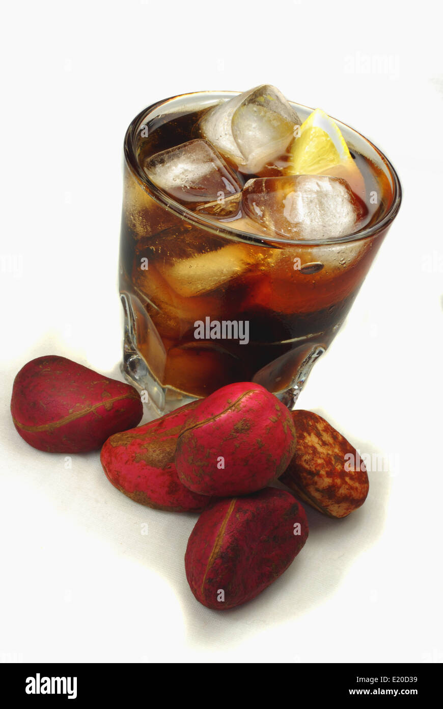 Kola nuts hi-res stock photography and images - Alamy