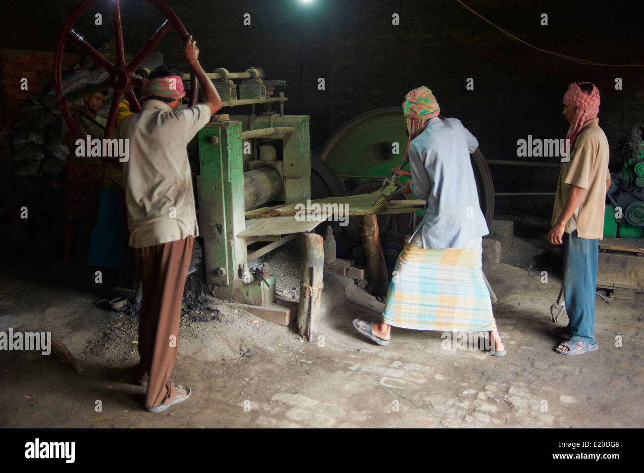 India, West Bengal, Matiari village, brass and bronze factory Stock ...