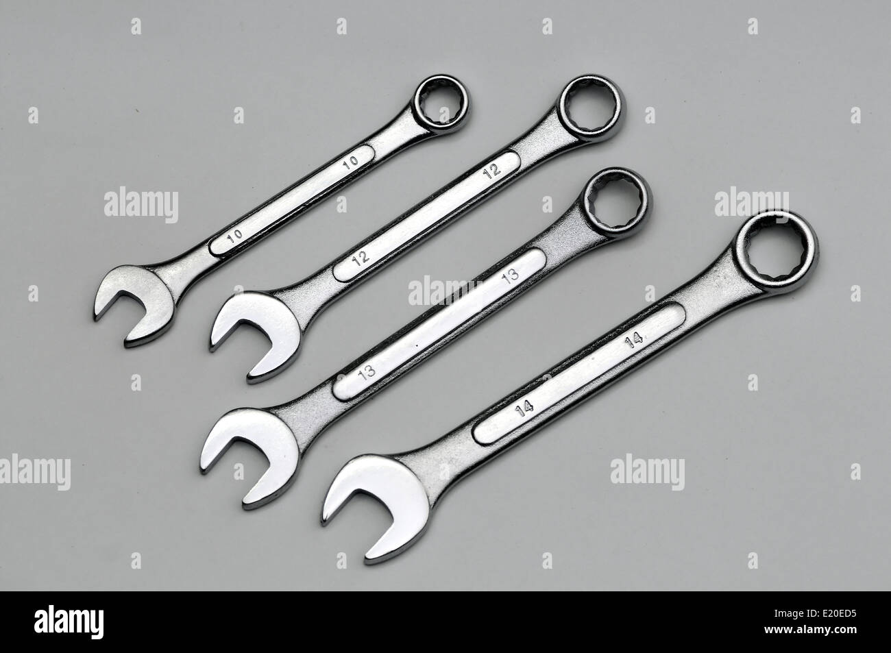 Broken spanner hi-res stock photography and images - Alamy