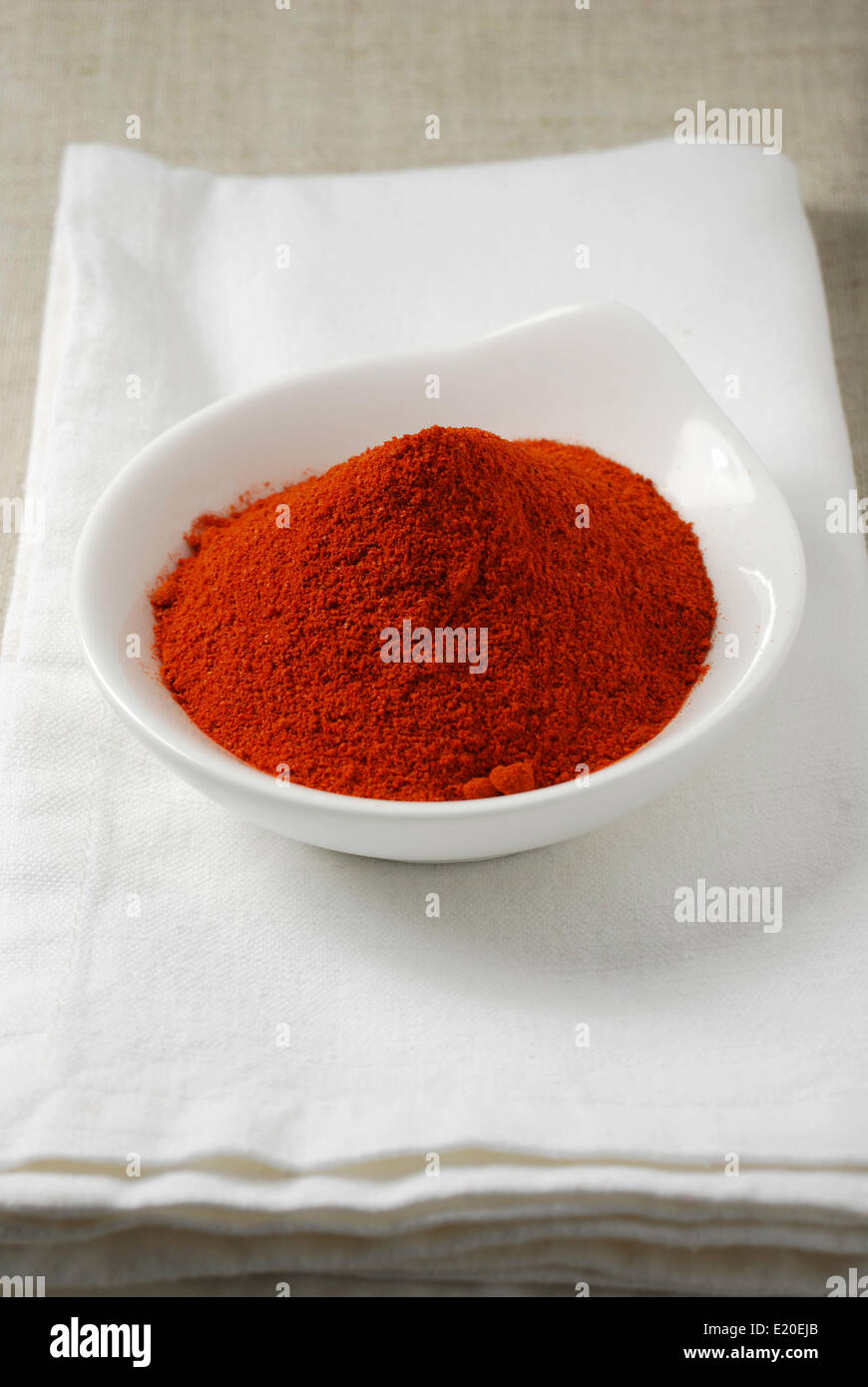 Red chilli powder hi-res stock photography and images - Alamy