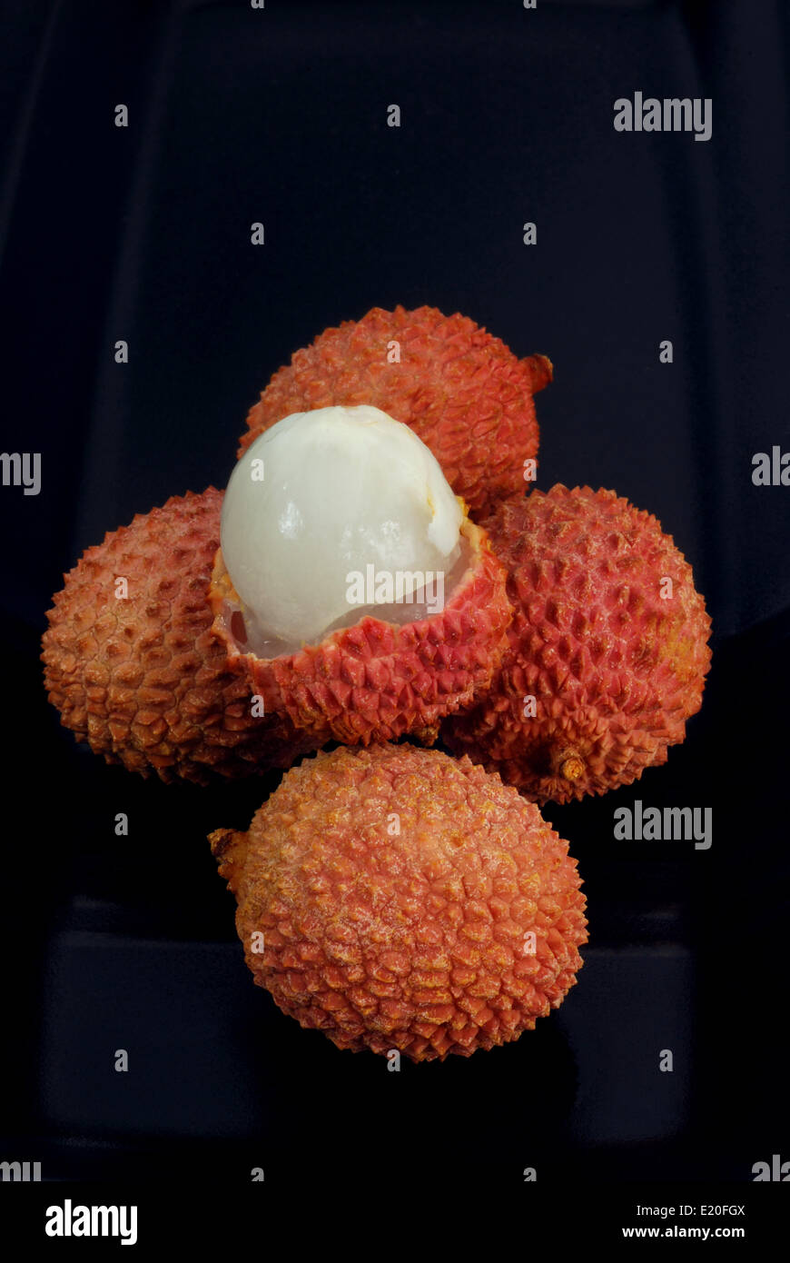 Litchis hi-res stock photography and images - Alamy